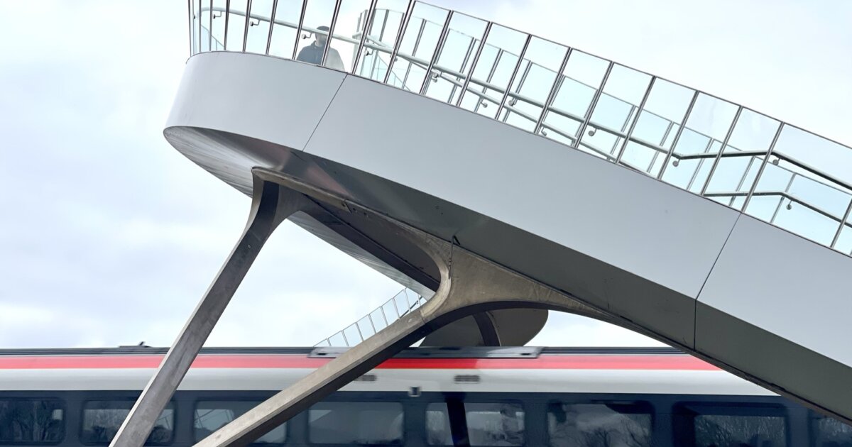 First Flow Bridge opens in Shropshire - News - Knight Architects